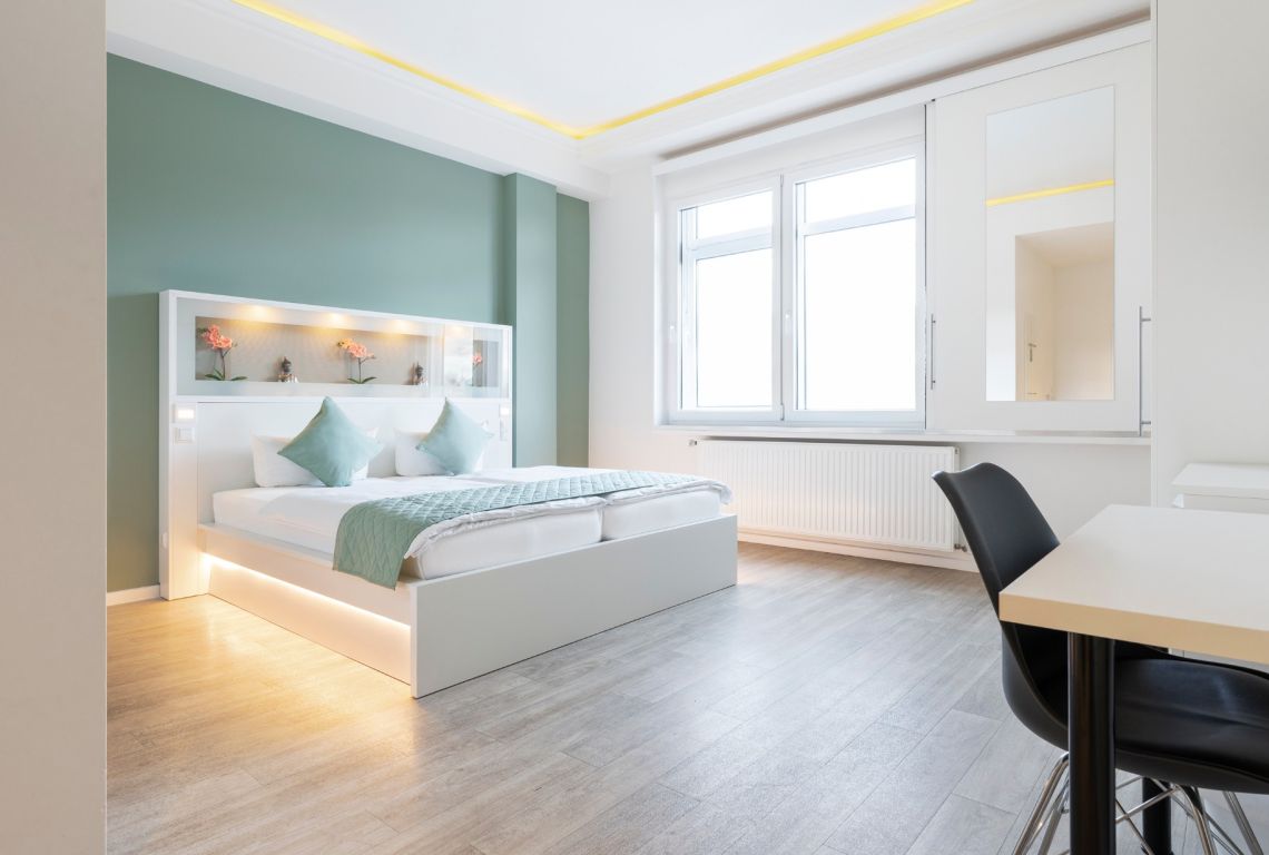 Double room - barrier-free - Rooms - bedpark Stellingen - Spend the ...